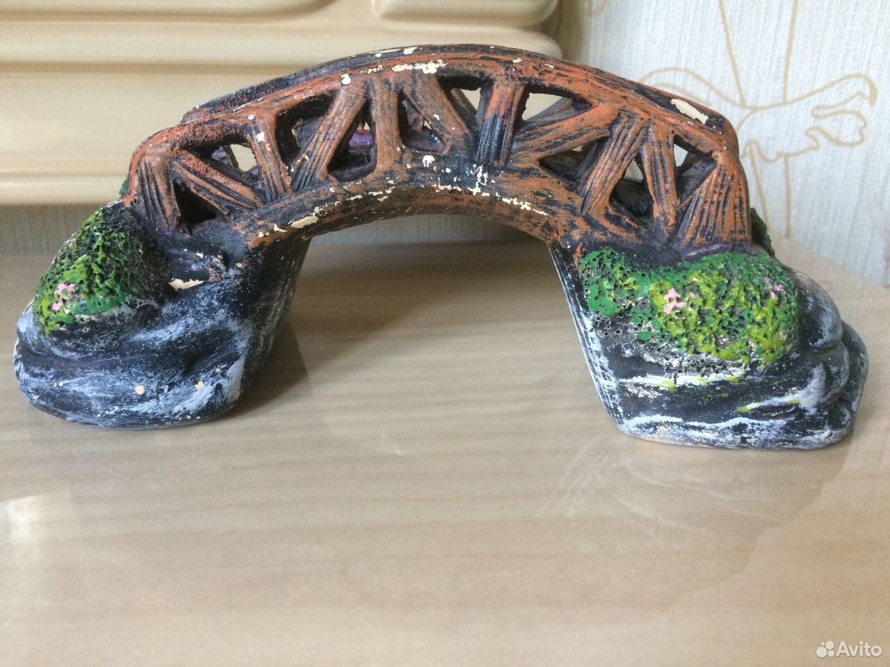 Декоративный мостик в аквариум